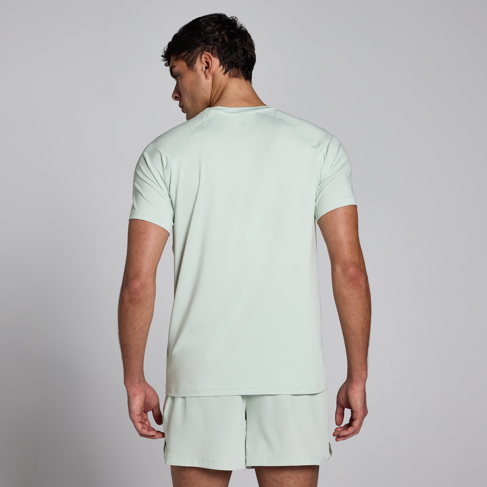 Men's Gym Tops & T-Shirts | Training & Rest Day | Myprotein