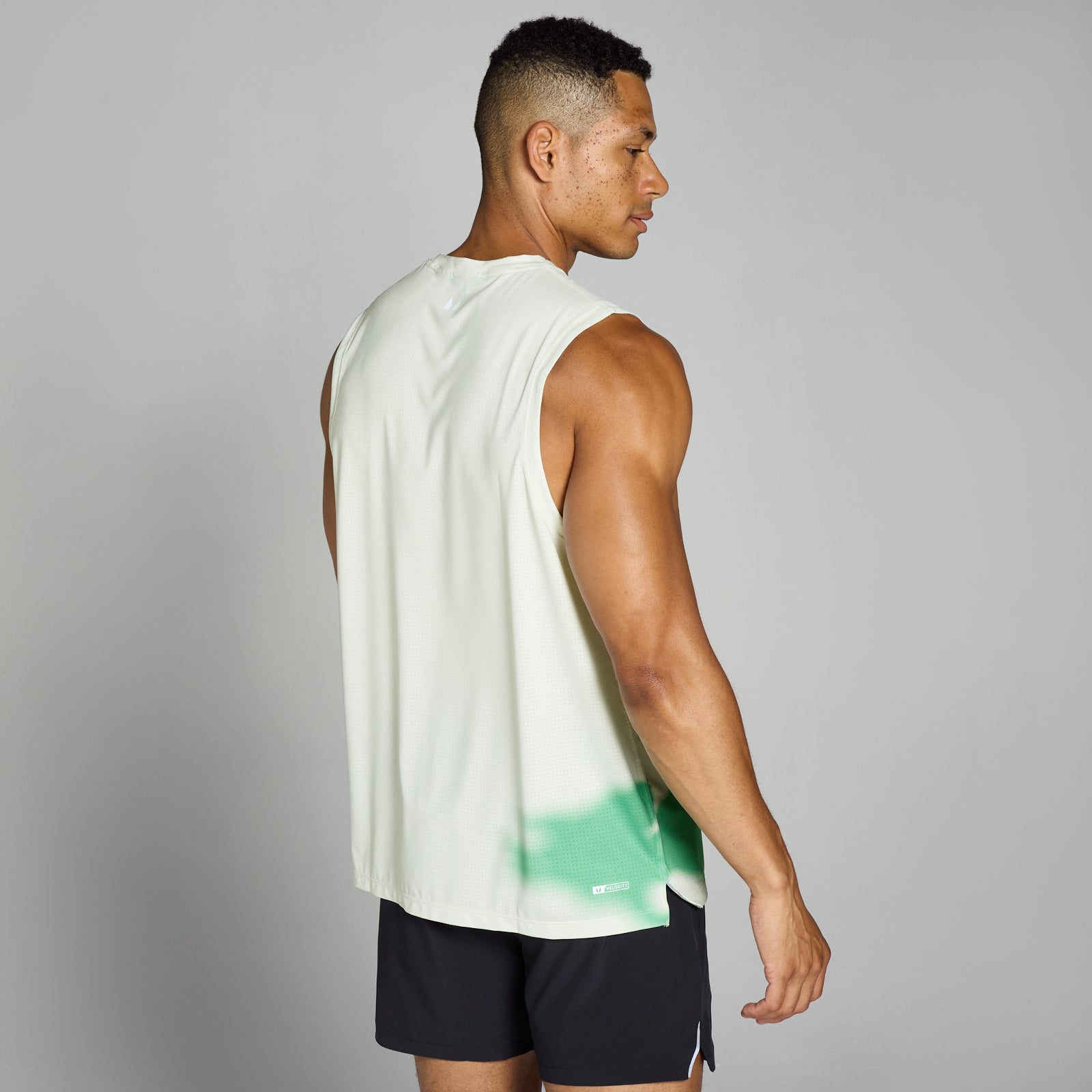 Træningstrøjer & T-shirts | Mænd | Myprotein DK