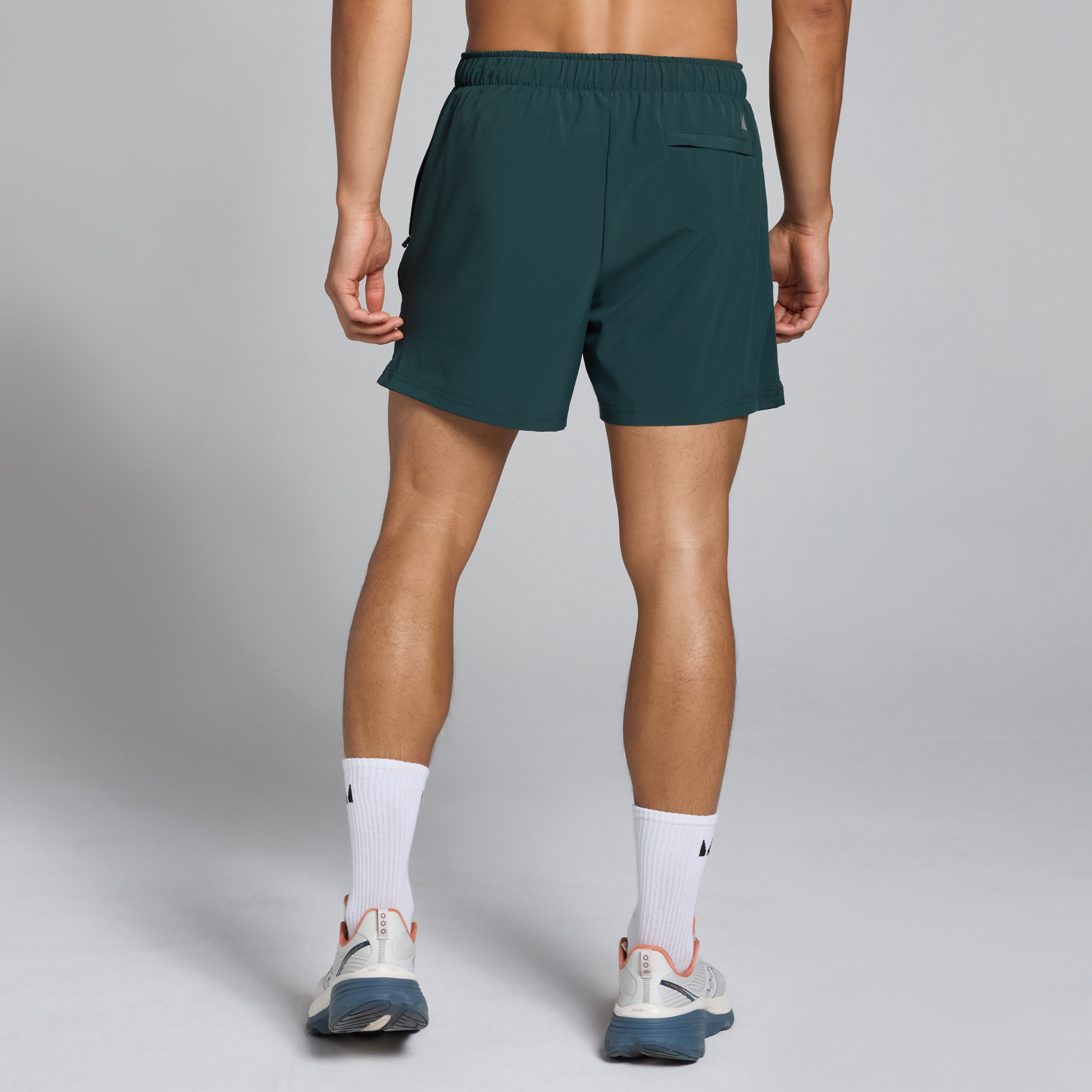 Træningstøj | Mænd → Stort udvalg | MYPROTEIN™