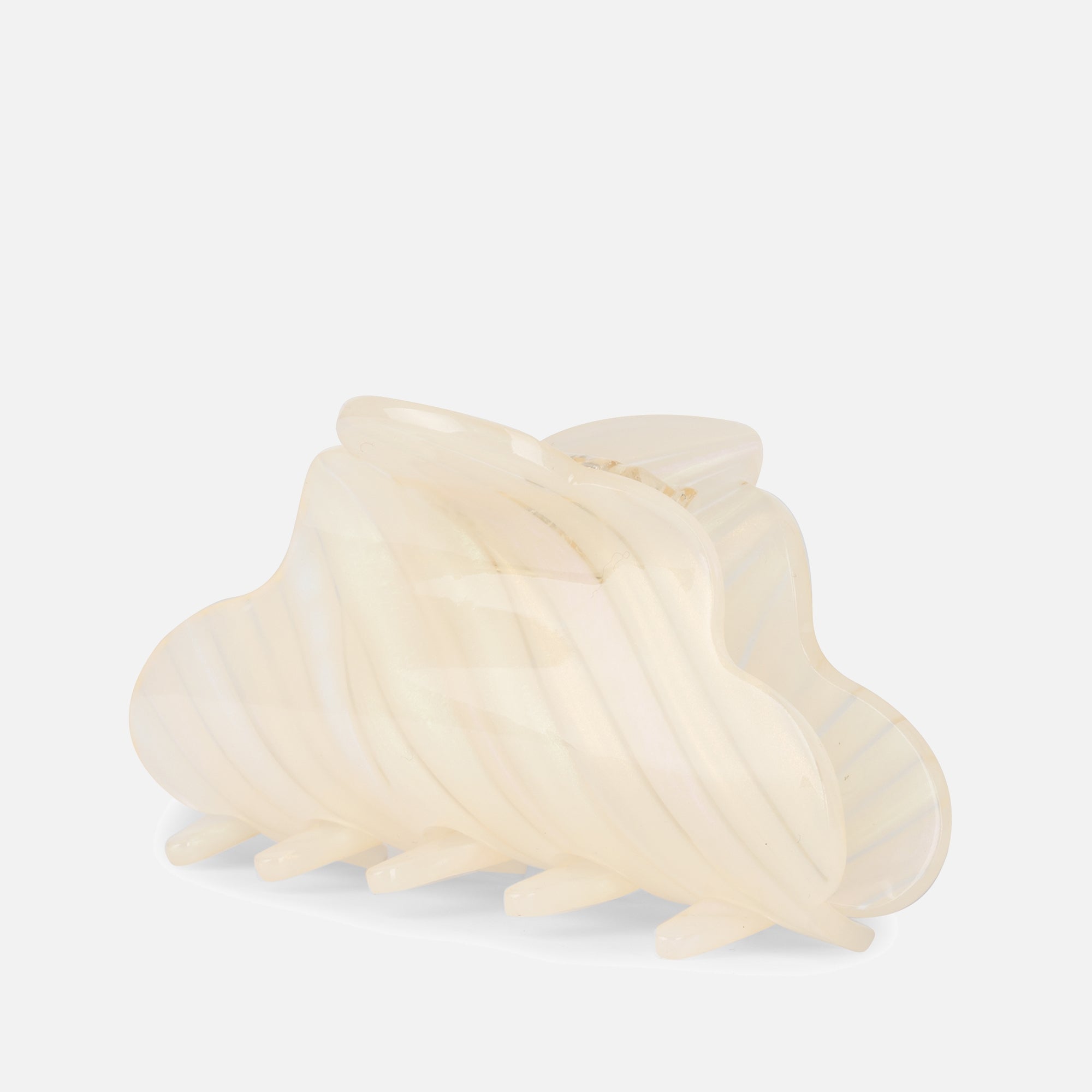 SUI AVA Lene Bow Big Claw Clip - Cream | Coggles