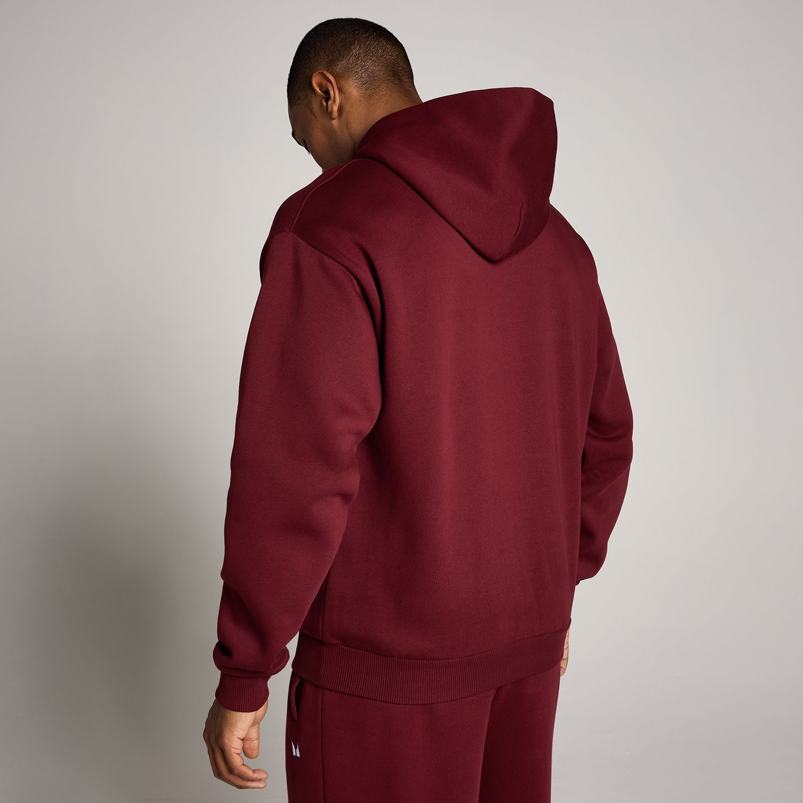 Tröjor & Hoodies | Herr | Träningskläder | MYPROTEIN™ | Myprotein SE