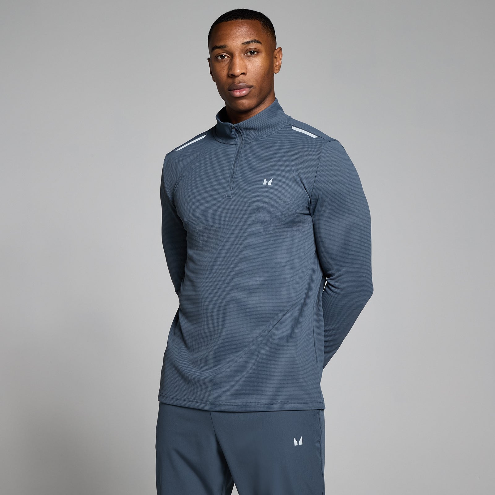 MP Muška Active Woven Trenerka - Siva | MYPROTEIN™